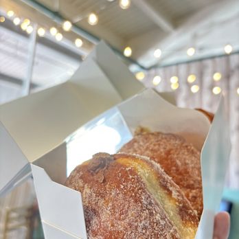 PATISSERIE BY SIMONE - Updated November 2024 - 161 Photos & 99 Reviews ...