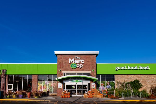 THE MERC CO-OP - Updated May 2025 - 96 Photos & 95 Reviews - 901 Iowa ...