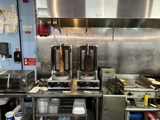 MAIN STREET GYRO - Updated January 2026 - 49 Photos & 130 Reviews - 215 ...