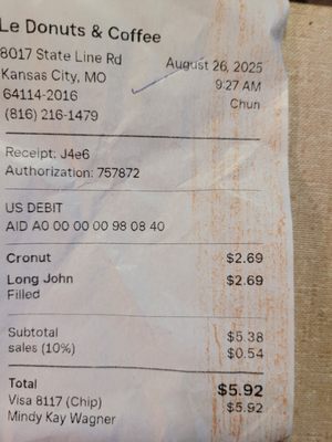 LE DONUTS & COFFEE - Updated October 2025 - 10 Photos - 8017 State Line Rd, Kansas City ...