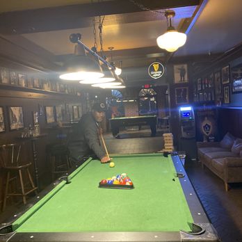 CASEY’S IRISH PUB - Updated July 2025 - 738 Photos & 1161 Reviews - 613 ...