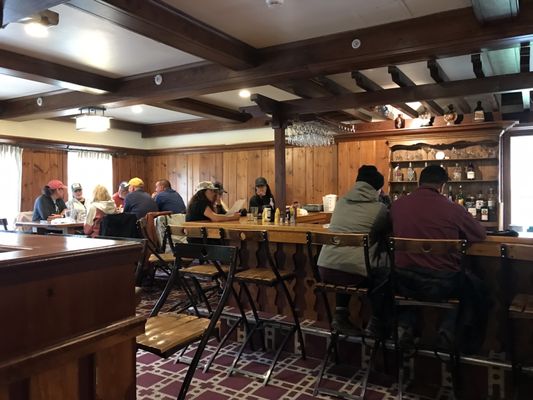 SWISS LOUNGE - Updated September 2025 - 18 Photos & 14 Reviews - 1147 ...