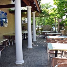 DEMETRI’S GREEK RESTAURANT - Updated June 2025 - 274 Photos & 292 ...