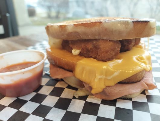 MAMA’S MOBILE TOASTED CHEESER - Updated July 2025 - 31 Photos - 2850 N ...