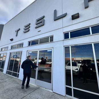 TESLA CARS - Updated October 2025 - 50 Photos & 76 Reviews - 135 US-22 ...