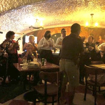 LA CUEVA DEL CHICKEN INN - Updated December 2025 - 57 Photos & 30 ...