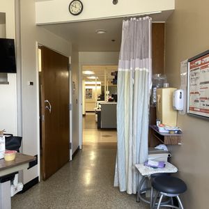 CASTRO MISSION HEALTH CENTER - Updated February 2026 - 43 Reviews ...