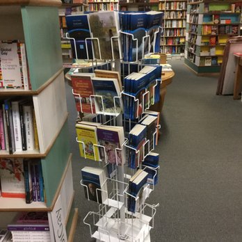 PRAIRIE LIGHTS BOOKS - Updated December 2025 - 75 Photos & 93 Reviews ...