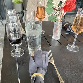 BAR REVERIE - Updated January 2026 - 53 Photos & 57 Reviews - 4017 ...