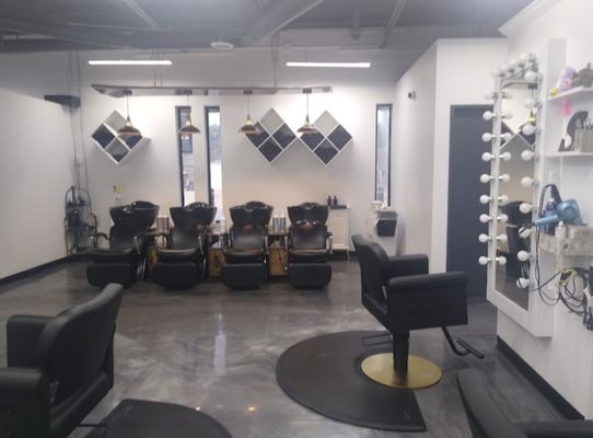 ICONIC SALON AND BOUTIQUE - Updated December 2025 - 12 Photos - 9817 S ...