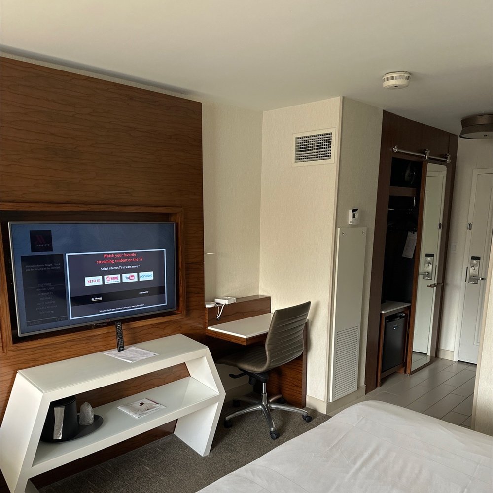 RALEIGH MARRIOTT CRABTREE VALLEY - Updated September 2024 - 184 Photos ...