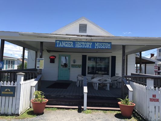 TANGIER ISLAND - Updated December 2025 - 17 Photos - 16000 Main Ridge ...