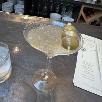 SLOWLY RESTAURANT & LOUNGE - Updated November 2024 - 193 Photos & 49 ...