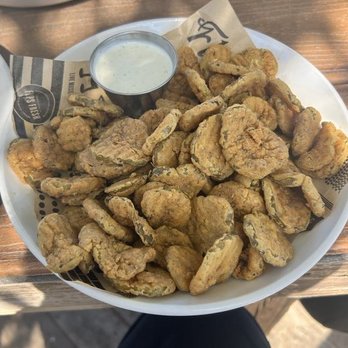 FLIPS PATIO GRILL - Updated September 2024 - 224 Photos & 350 Reviews ...