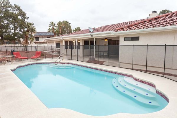 VOGUE RECOVERY CENTER - Updated July 2025 - 18 Photos - 6655 W Sahara Ave, Las Vegas, Nevada ...