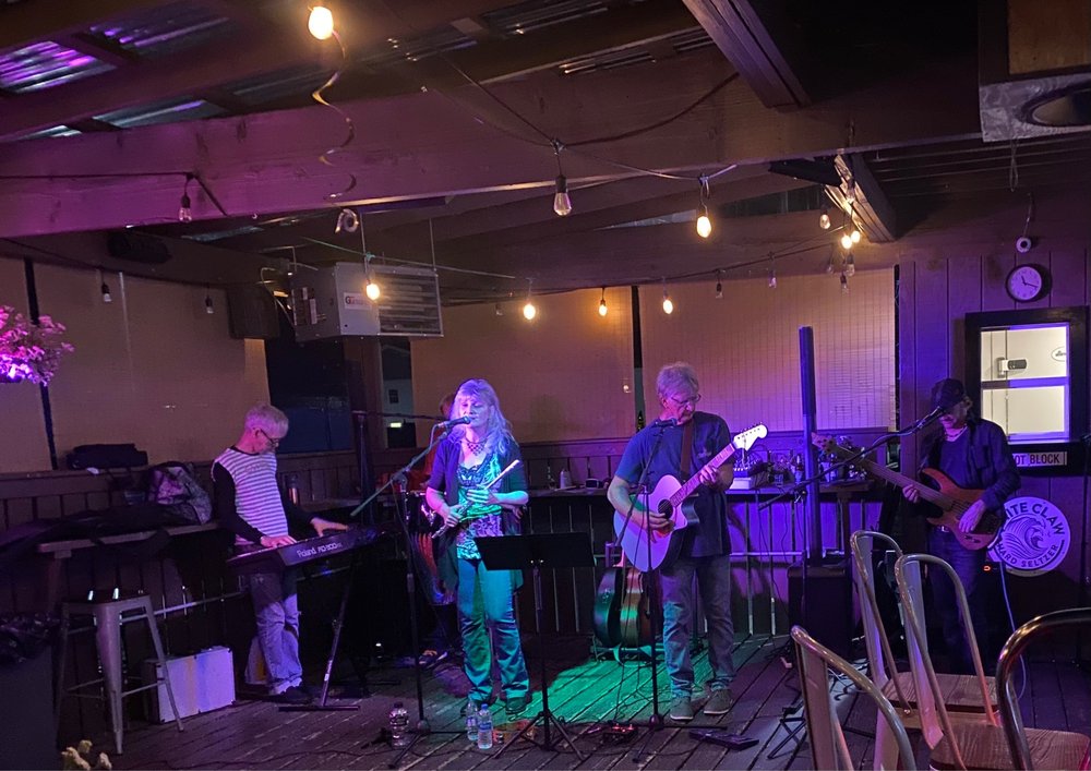 THE RIG - Updated July 2025 - 13 Photos & 23 Reviews - 9421 E Market St ...