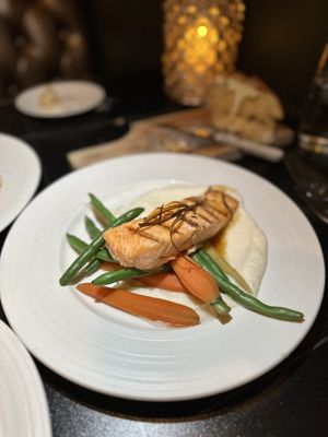 CAVA - Updated October 2025 - 1390 Photos & 1378 Reviews - 1615 West St ...