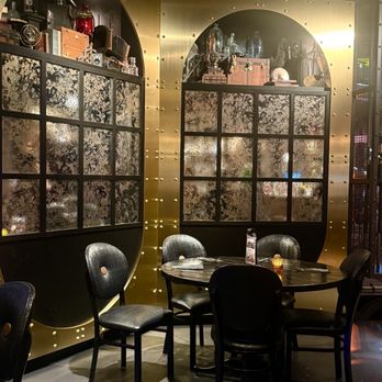 THE TOOTHSOME CHOCOLATE EMPORIUM AND SAVORY FEAST KITCHEN - Updated ...