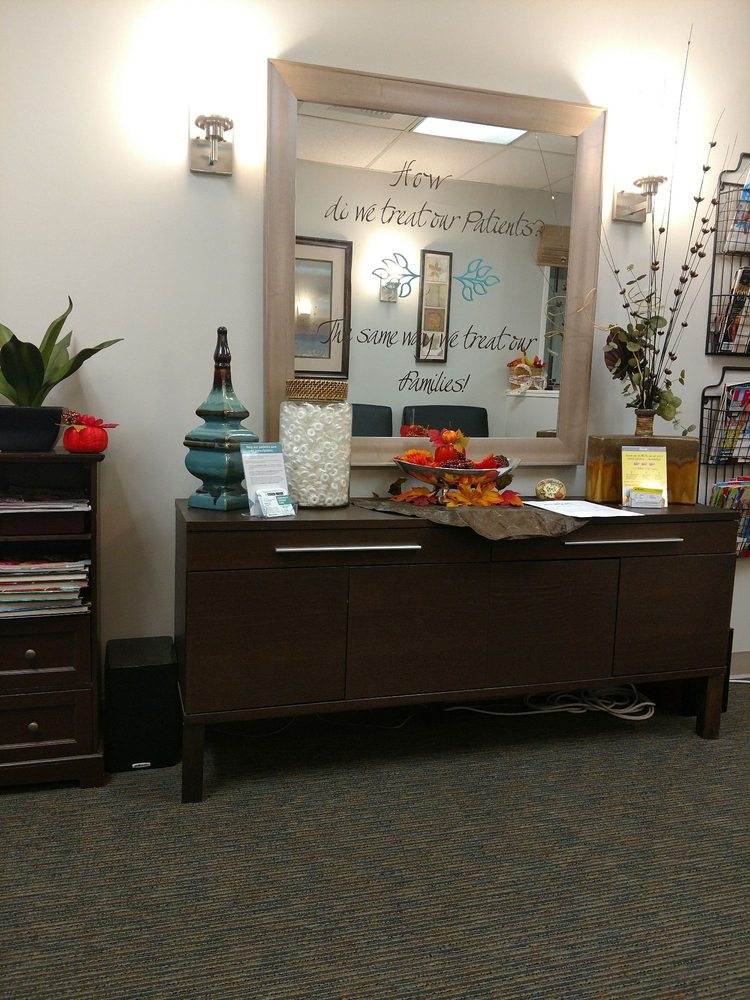 CHRISTOPHER PRICE, MD - Updated December 2025 - 37 Reviews - 87 Scripps ...