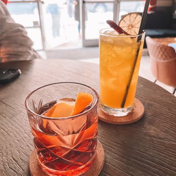 THE ALIBI BOURBON AND COCKTAIL LOUNGE - Updated December 2024 - 145 ...