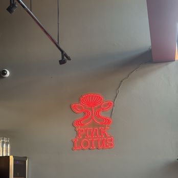 PINK LOTUS THAI RESTAURANT - Updated October 2025 - 100 Photos & 32 ...