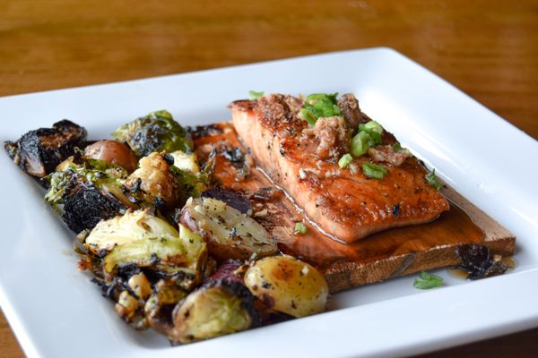 CINDER BAR - Updated October 2025 - 452 Photos & 517 Reviews - 119 ...