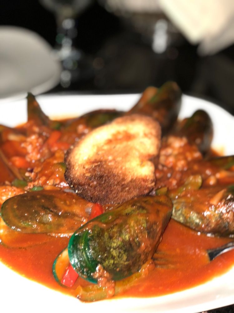 VA BENE ITALIAN RESTAURANT - MARTINI & WINE BAR - Updated October 2025 ...