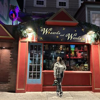 WIZARDS & WANDS - Updated March 2025 - 561 Photos & 166 Reviews - 2030 ...