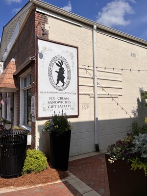 THE THREE EARRED RABBIT - Updated December 2025 - 151 Photos & 78 ...