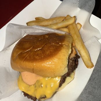 SLAP BURGER - Updated August 2025 - 63 Photos & 38 Reviews - 1342 ...