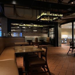 VIA ITALIAN TABLE - Updated November 2024 - 418 Photos & 559 Reviews ...