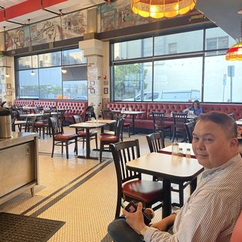 ANDRE’S ITALIAN RESTAURANT - Updated August 2024 - 1189 Photos & 1425 ...