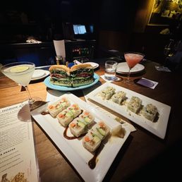 THE HONOR BAR - Updated January 2026 - 1785 Photos & 2040 Reviews - 122 ...