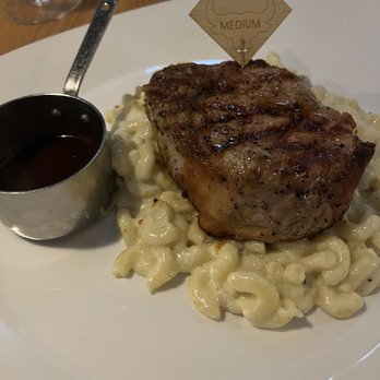 CLINTONS BAR & GRILLE - Updated June 2024 - 194 Photos & 365 Reviews ...