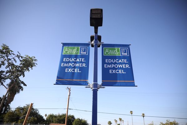 THE EXCEL CENTER - Updated November 2025 - 26 Photos - 4837 E Mcdowell ...