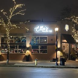 ELLA’S ITALIAN PUB - ELMHURST - Updated May 2025 - 168 Photos & 83 ...