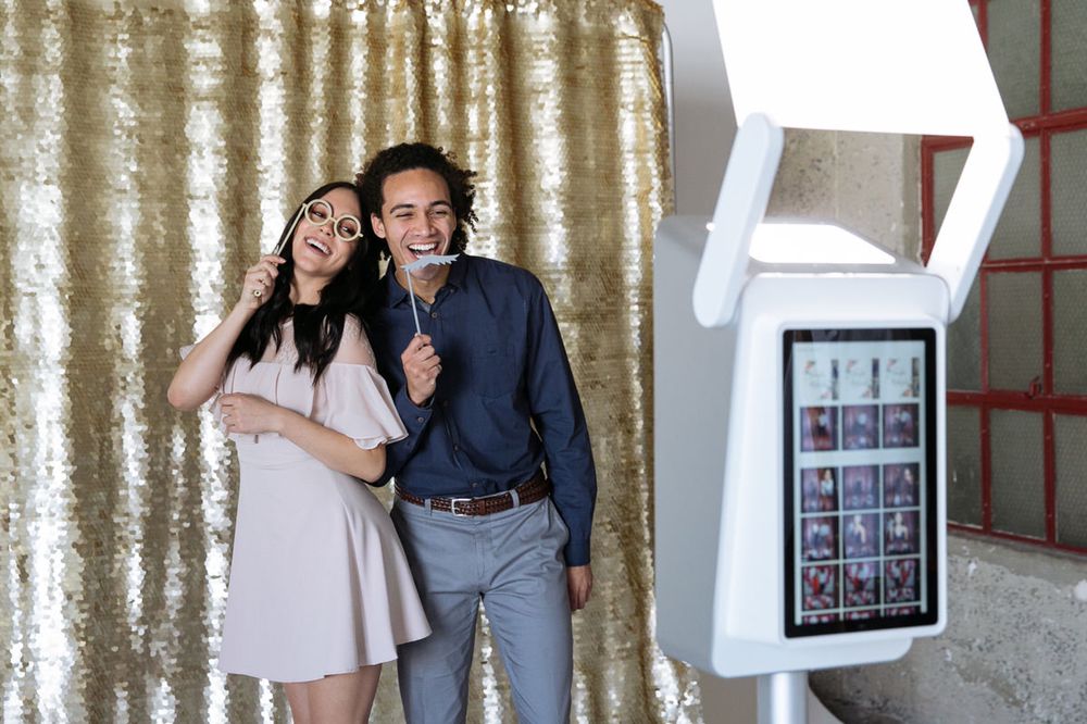 ENDLESS PIXELS PHOTO BOOTH - Request a Quote - 11 Photos - Stanton ...
