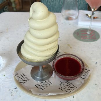 BAR ISSI - Updated September 2025 - 280 Photos & 167 Reviews - 414 N ...