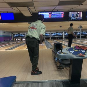 KOZ’S MINI BOWL - Updated September 2024 - 56 Photos & 93 Reviews ...