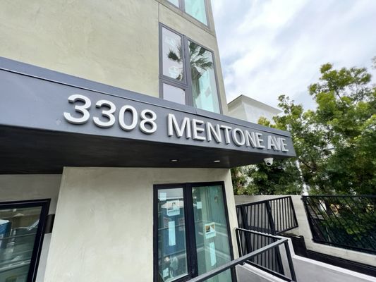 CUSTOM BUILDING SIGNAGE - Updated January 2026 - 51 Photos - 23679 ...