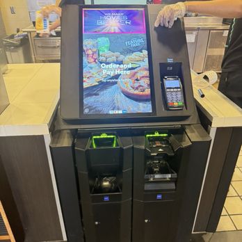 AMC NORWALK 20 - Updated January 2026 - 404 Photos & 433 Reviews ...