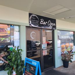 DA BURGER WING HUB - Updated August 2025 - 596 Photos & 203 Reviews ...