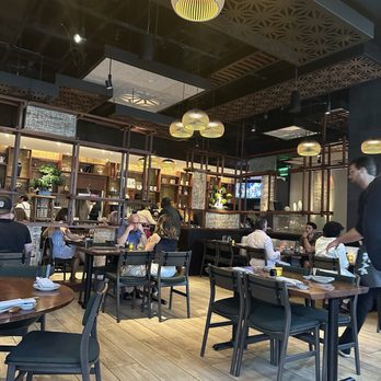 SUSHI ROKU - Updated December 2025 - 484 Photos & 195 Reviews - 405 ...