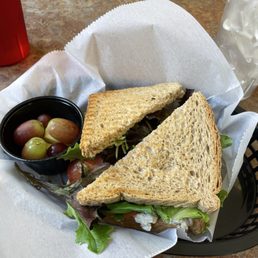 LIZARD CAFE - Updated December 2025 - 78 Photos & 85 Reviews - 109 E ...