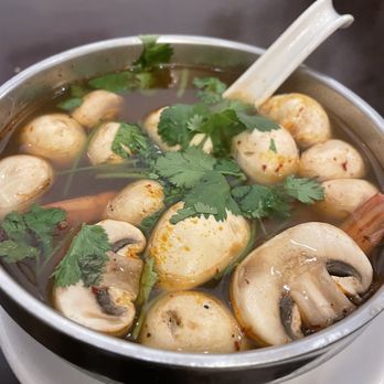 DAISY MINT - Updated June 2024 - 1448 Photos & 1868 Reviews - 1218 E ...