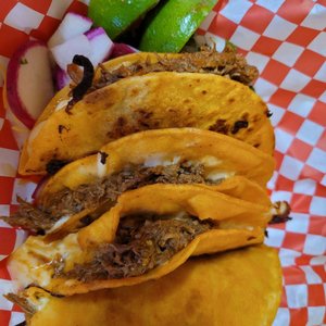 GILBERTOS TACO SHOP | 159 Photos & 177 Reviews - 1112 E Abram St ...