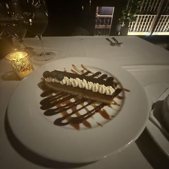 RUSSELL’S RESTAURANT - Updated October 2025 - 477 Photos & 586 Reviews ...