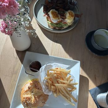 MUSE LOUNGE - Updated March 2025 - 321 Photos & 132 Reviews - 224 ...