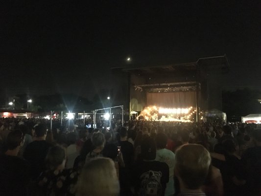 RED HAT AMPHITHEATER - 111 Photos & 102 Reviews - Music Venues - 500 ...