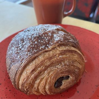 FLYING ROADRUNNER BAKERY - Updated May 2024 - 179 Photos & 59 Reviews ...